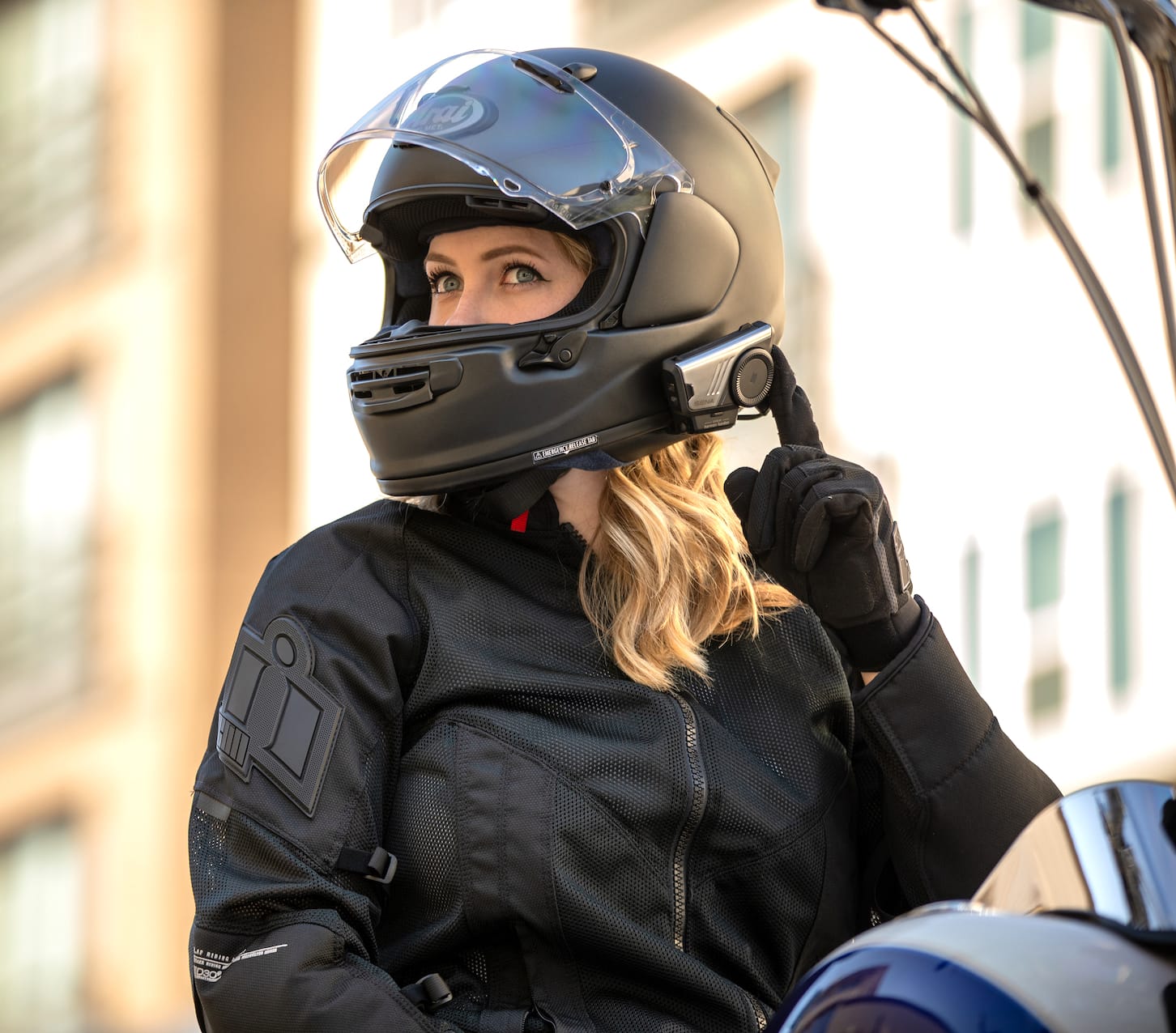 Limitless connections with SENA's Wave Intercom technology - EICMA