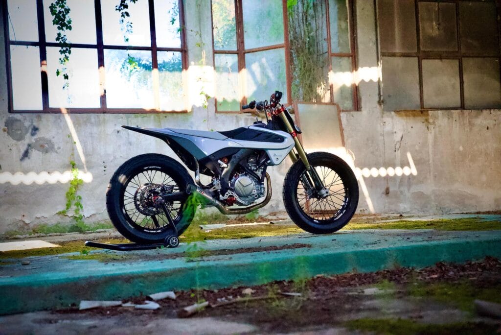 OMT 450c Factory, the first Flat Track motorcycle with DAST technology ...
